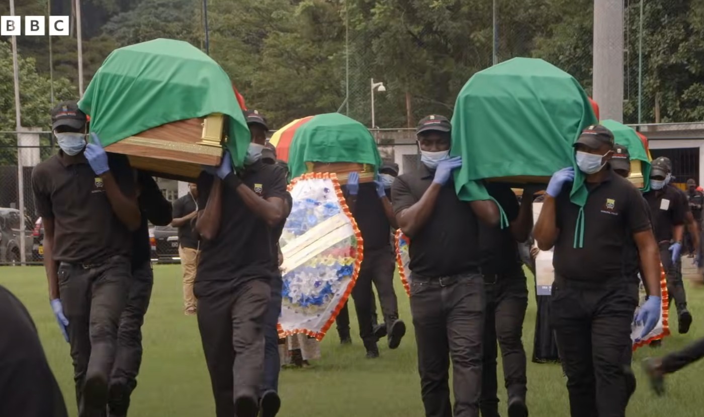 The Cameroonians trapped between separatists and soldiers | +video ...