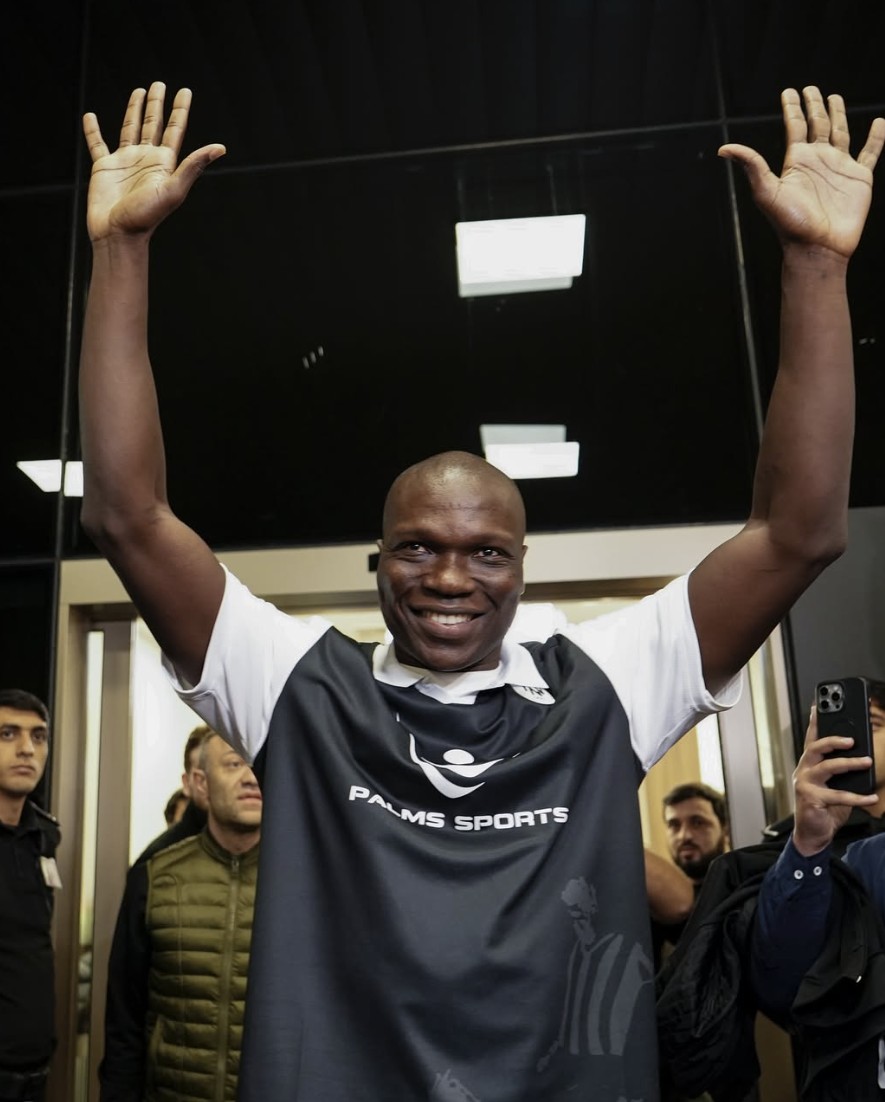 Vincent Aboubakar Arrives in Azerbaijan to Join Neftchi ...